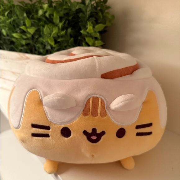 Gund | Toys | Gund Pusheen Catf Cinnamon Roll Pusheen Plush Squisheen ...